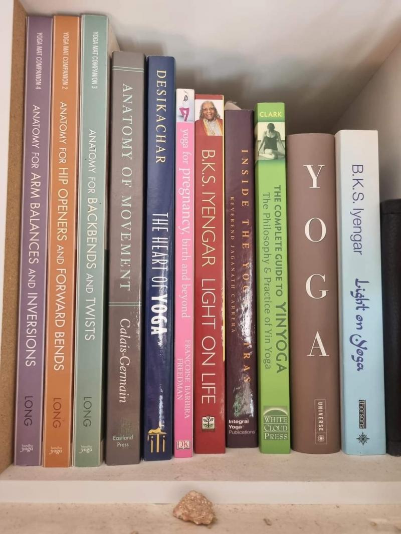 Yoga books • Neperos