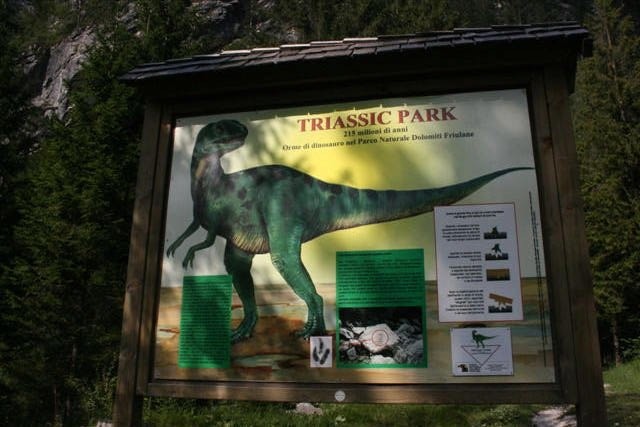 Italian dinosaurs • Neperos