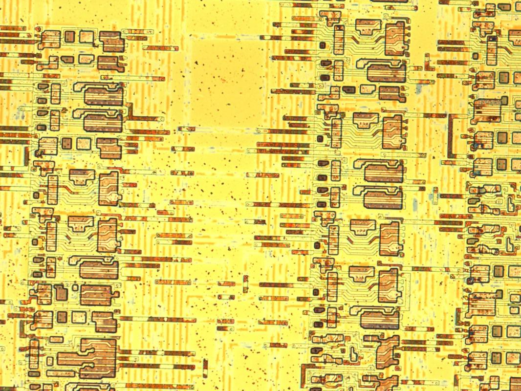 Images of the Nintendo CIC chip from Tengen (part 2) • Neperos