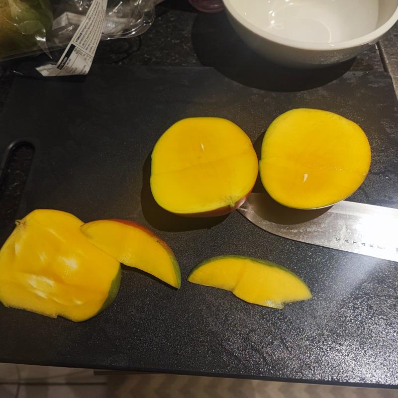 Chilly Mango • Neperos