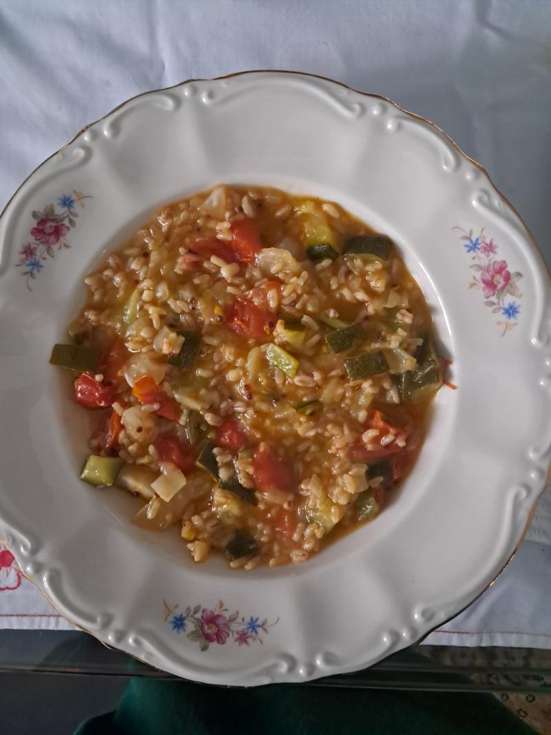 ZUPPA DI RISO INTEGRALE, ORZO, FARRO E QUINOA • Neperos