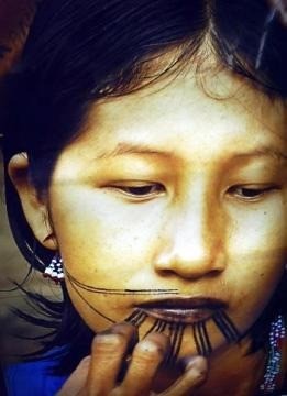 Indigenous people of the Xingu • Neperos