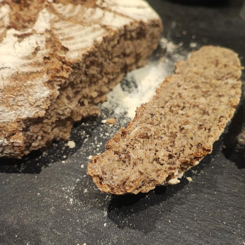 Bread homemade • Neperos