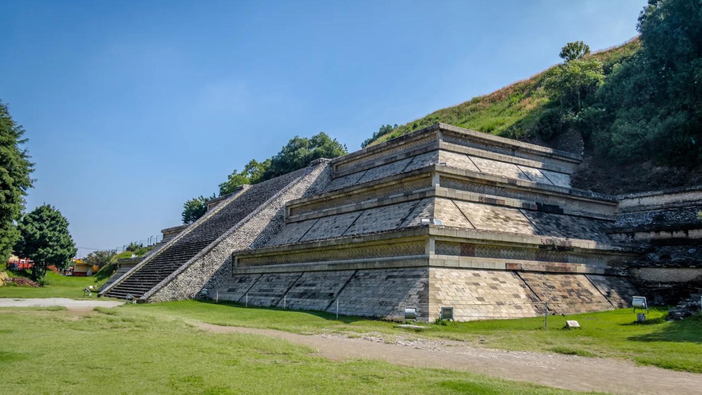The Cholula Pyramid: The Largest Structure Ever Built • Neperos