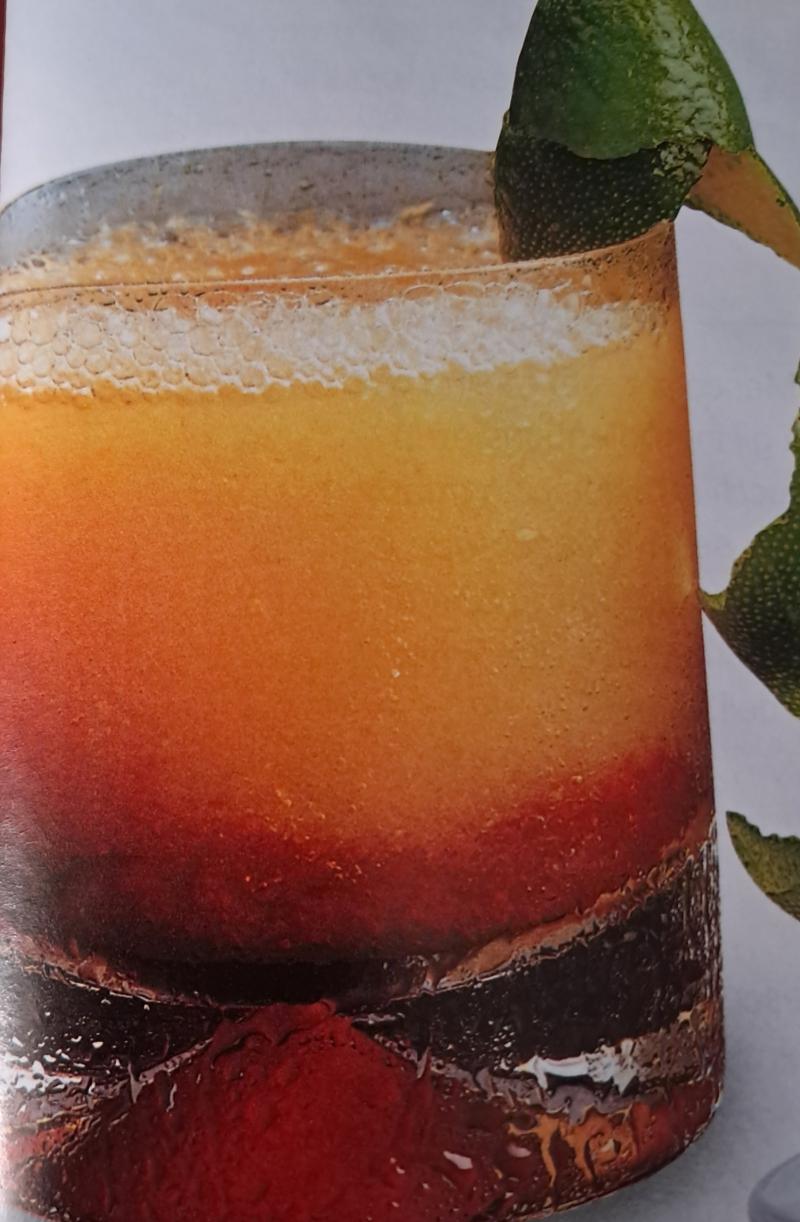 COCKTAIL PEACH VOLLEY • Neperos