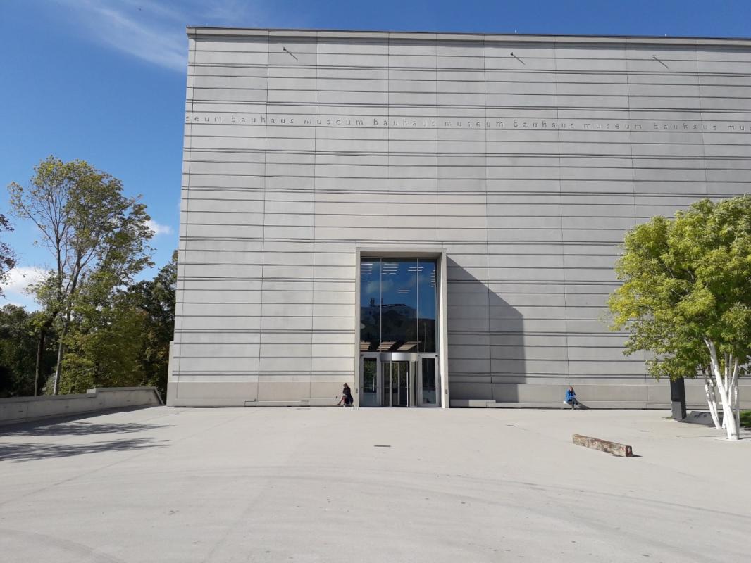 Bauhaus-Museum Weimar • Neperos