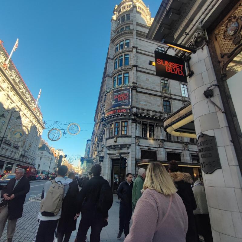 Sunset boulevard musical • Neperos