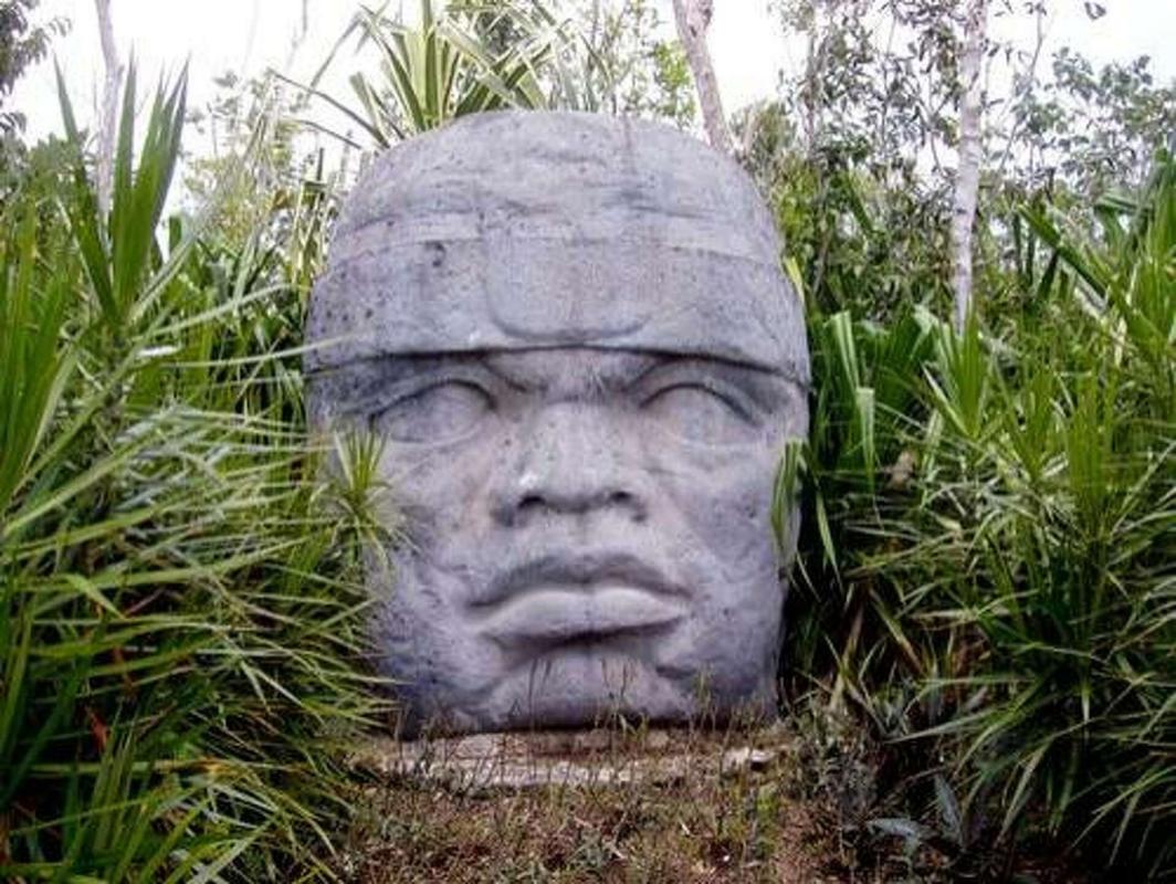 The Mysterious People of the Olmecs • Neperos