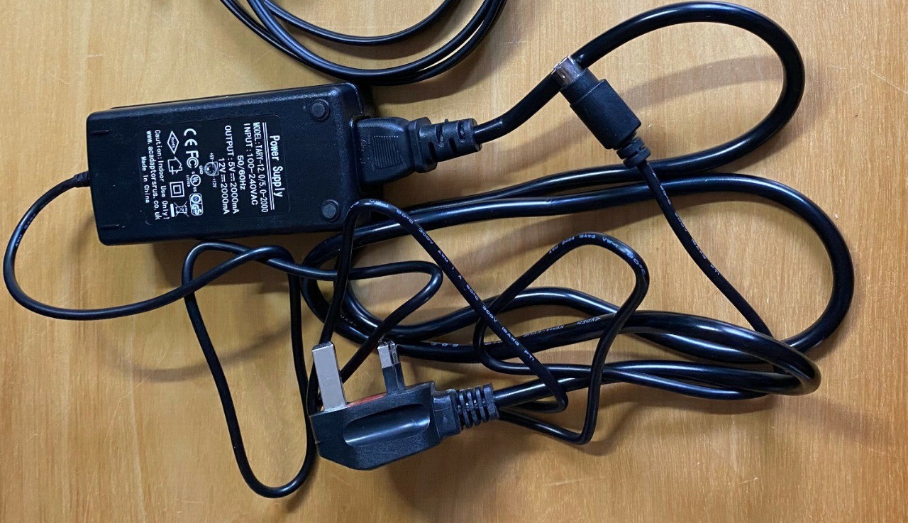 HOW TO BUILD YOUR OWN DOCTOR V64-POWER SUPPLY V1.0 • Neperos