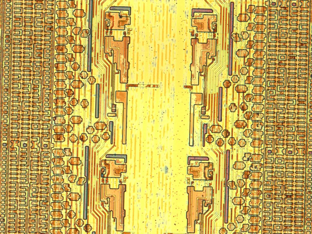 Images of the Nintendo CIC chip from Tengen (part 3) • Neperos