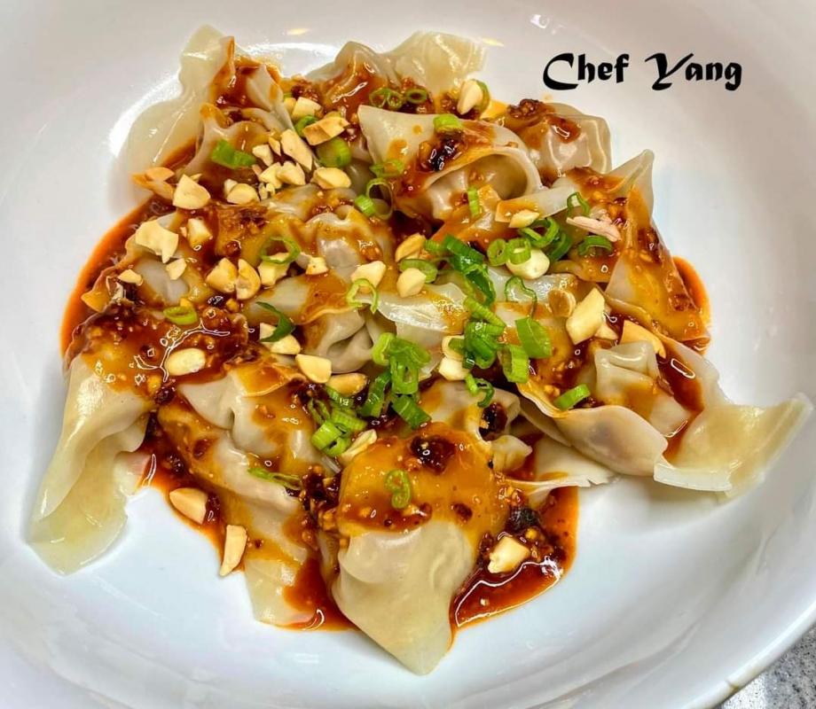 Red Oil Wonton 紅油炒手 • Neperos